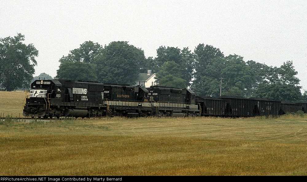 NS 6513 and SOU 2664 and 3259 With 1st 179